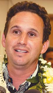 Schatz lauded as ‘Champion of the Land’ | News, Sports, Jobs - Maui News